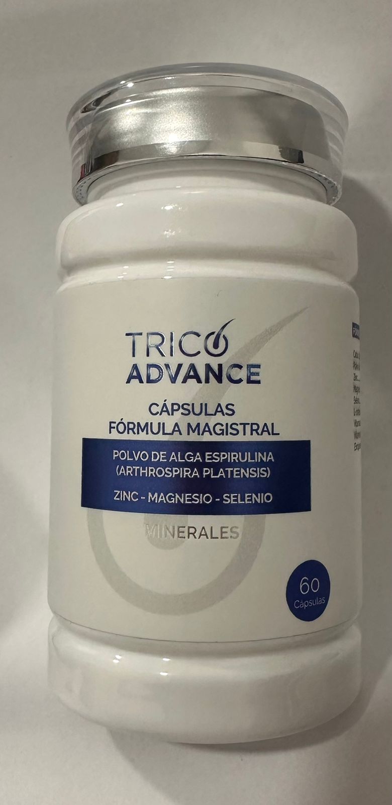 TRICO ADVANCE CAPSULAS MAGISTRAL ALGA ESPIRULINA 60 CAPSULAS – DERMAFULL